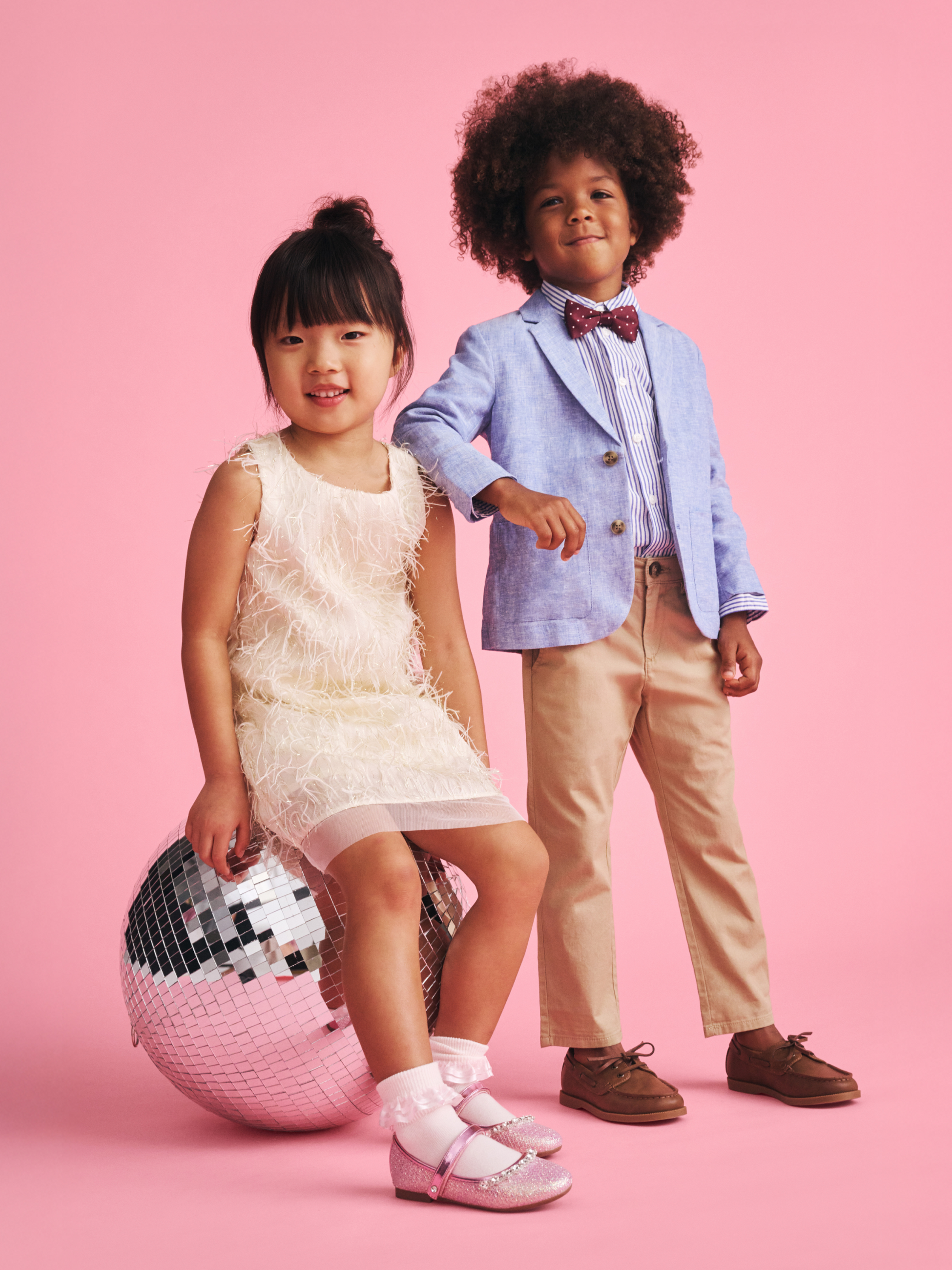 Kids Netball Shoes – Shoes & Sox