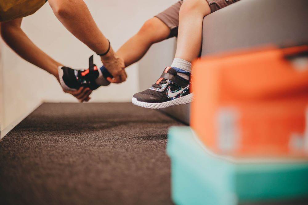 Book a Fitting – Shoes & Sox